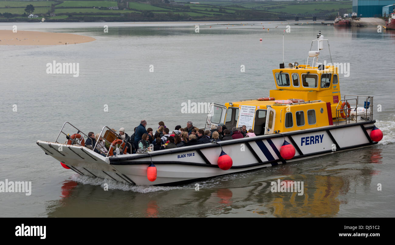 Doom bar cornwall hi-res stock photography and images - Alamy