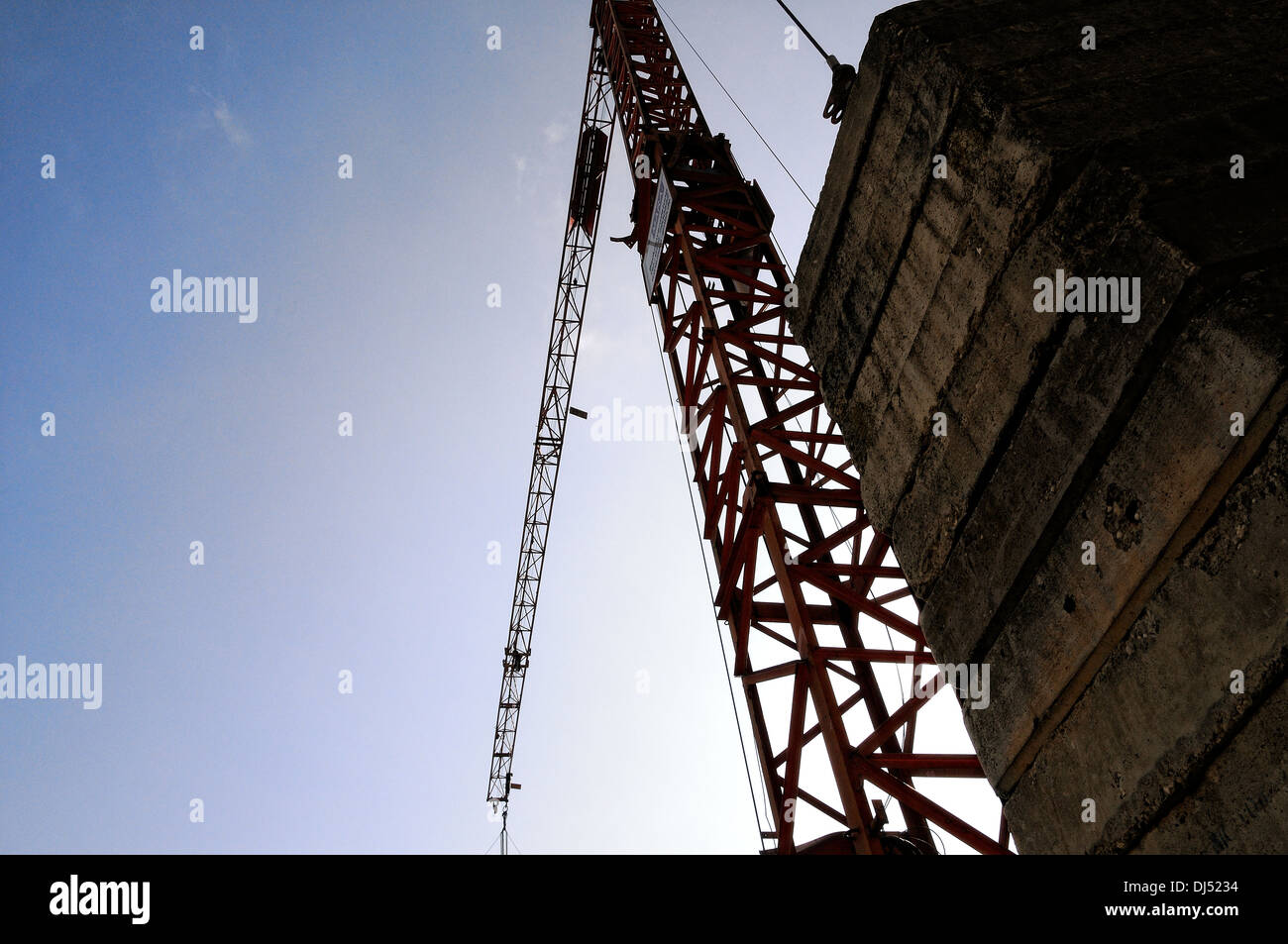 Load activity hi-res stock photography and images - Alamy