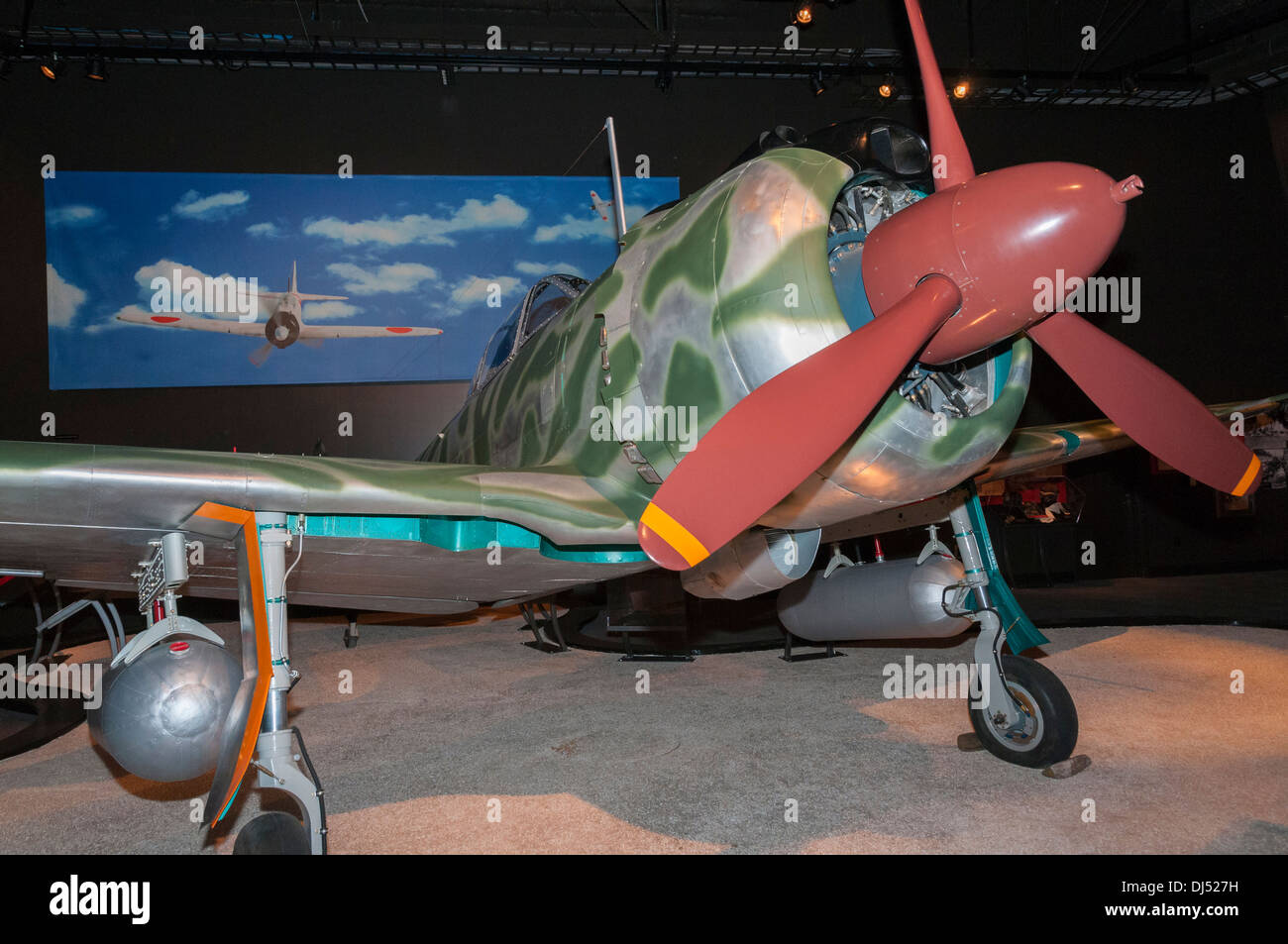 Nakajima ki 43 hayabusa hi-res stock photography and images - Alamy