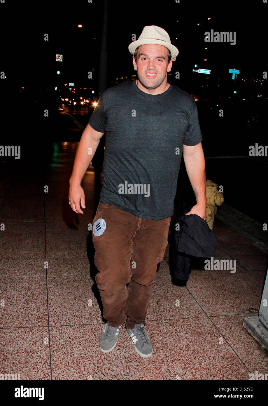 Ethan Suplee arrive at the Wiltern theatre to watch Jack White in ...