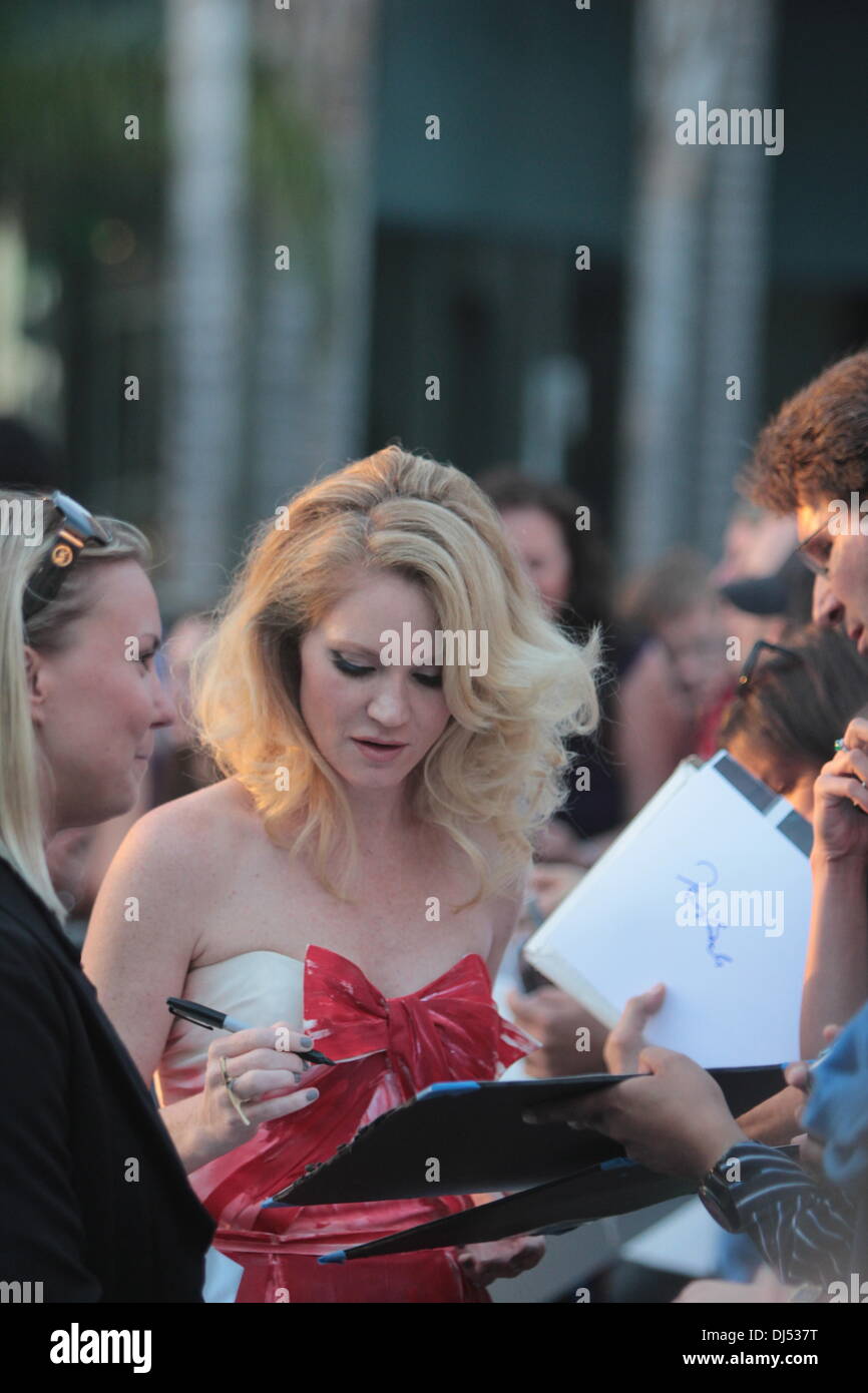 Tara Buck Los Angeles Premiere for the fifth season of HBO's series ...