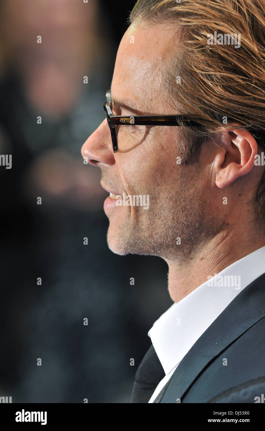 Guy pearce prometheus hi-res stock photography and images - Alamy