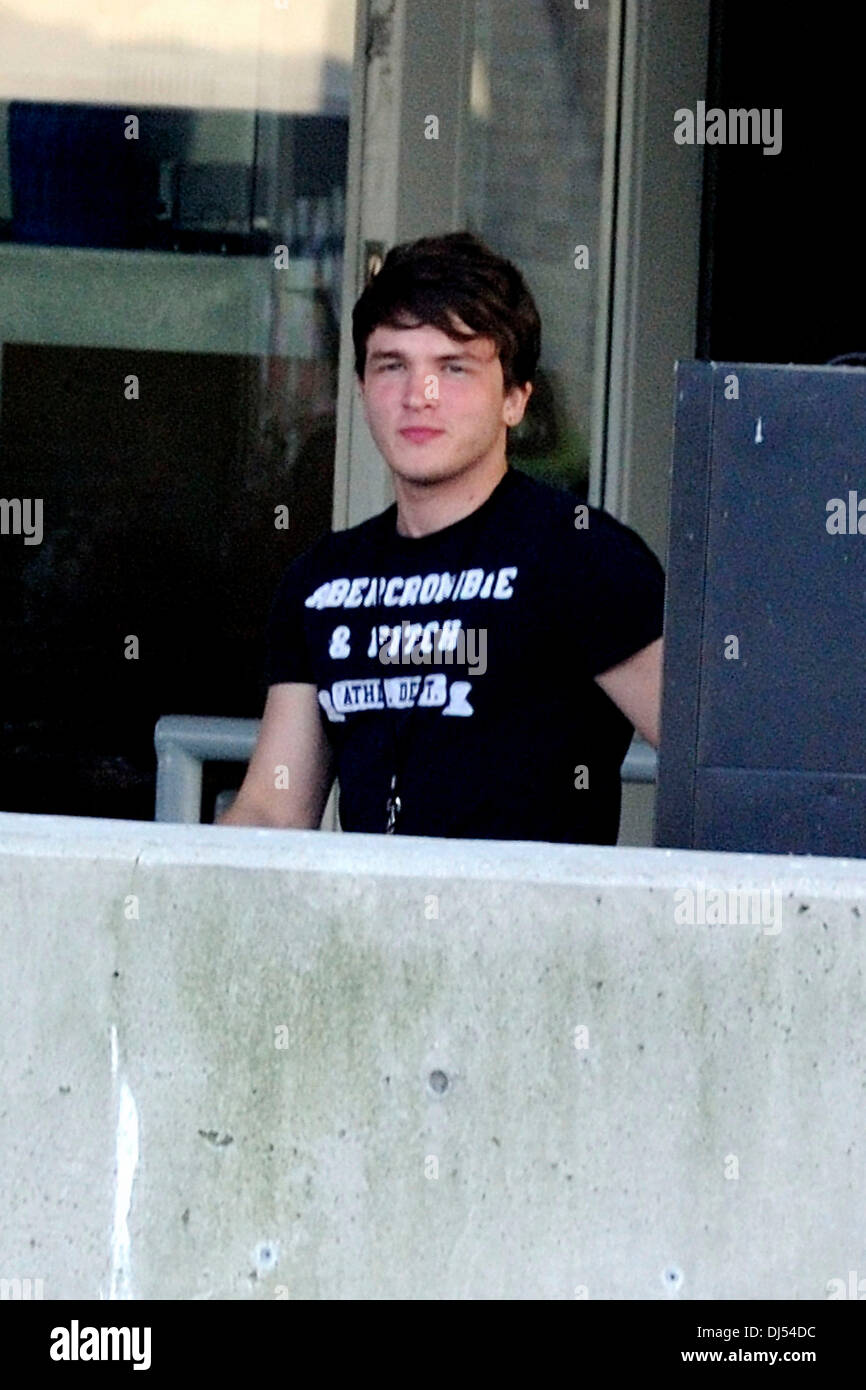 Josh Devine High Resolution Stock Photography and Images - Alamy