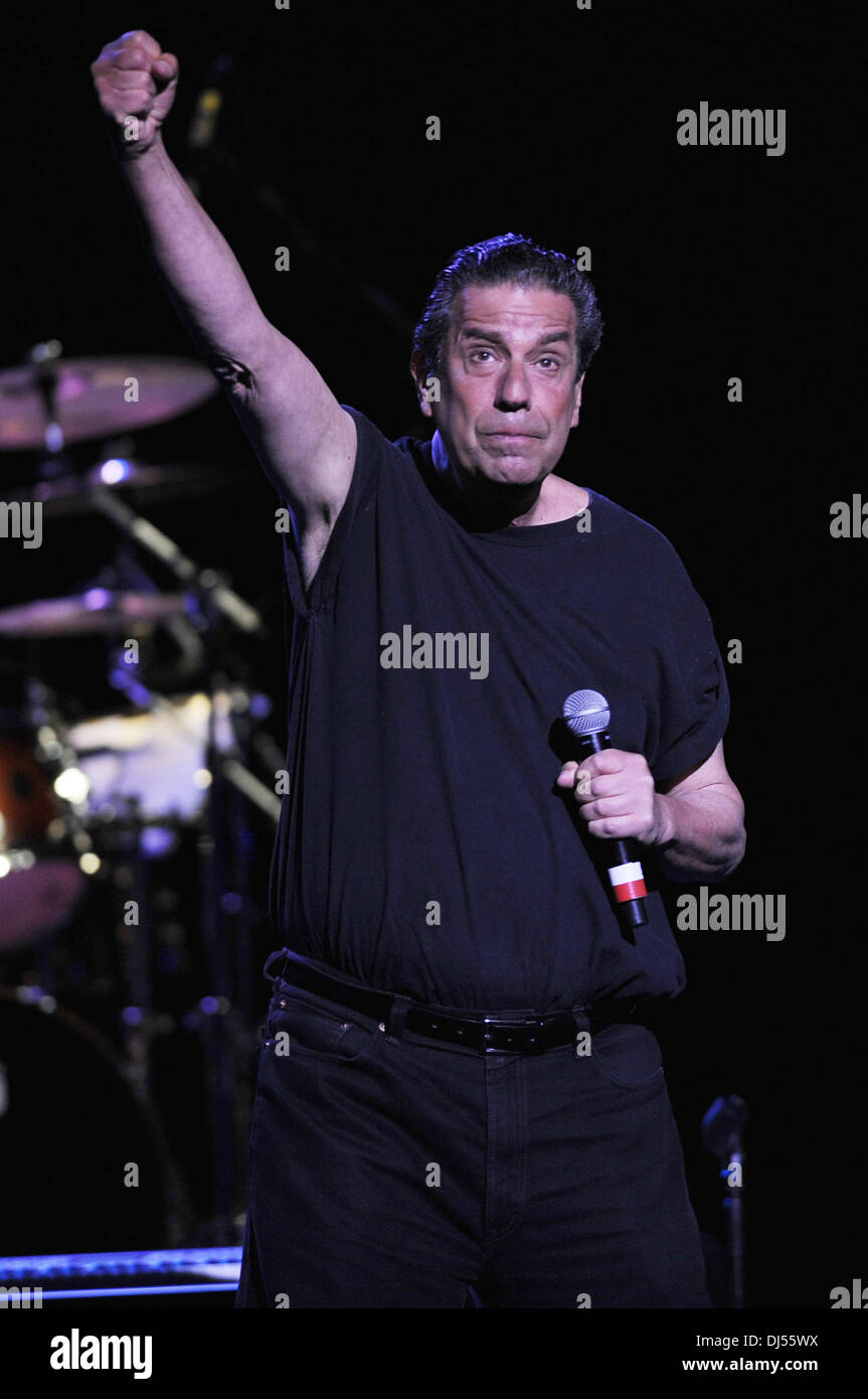 Bowzer hi-res stock photography and images - Alamy