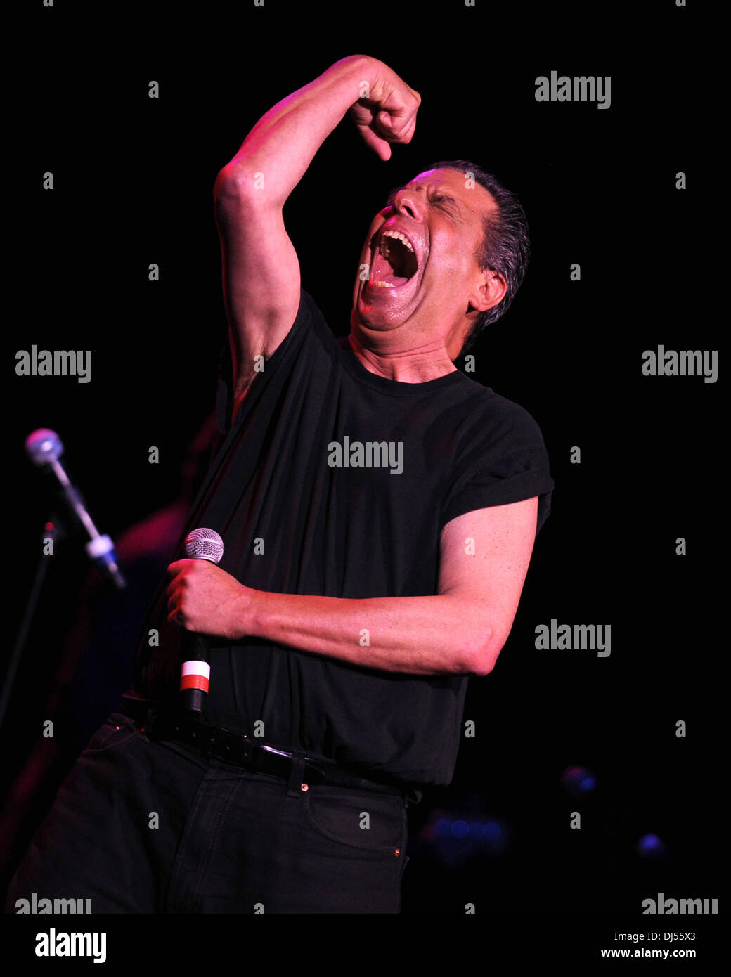 Bowzer Bowzer's Rock 'N Roll Party at Hard Rock Live! in the Seminole ...