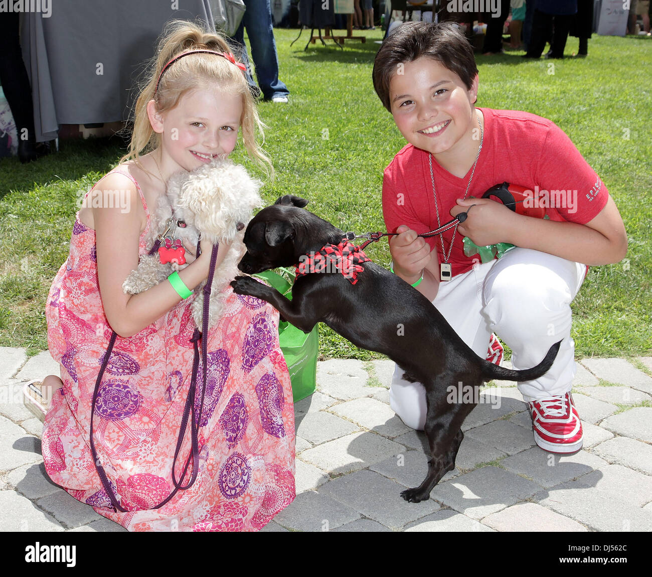 Emily Alyn Lind and Zach Callison Debbie Durkin's Celebrity Music ...