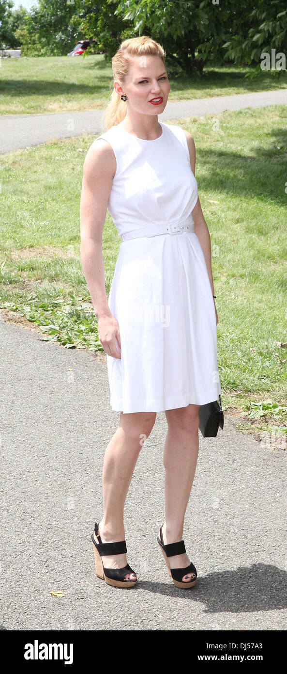 Jessica Morrison High Resolution Stock Photography and Images - Alamy