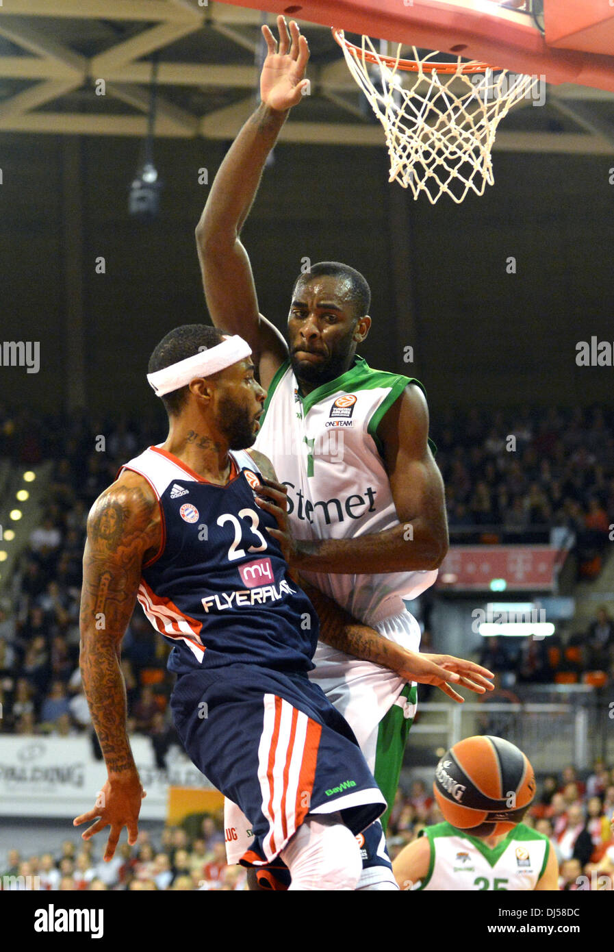 Malcolm Delaney High Resolution Stock Photography and Images - Alamy