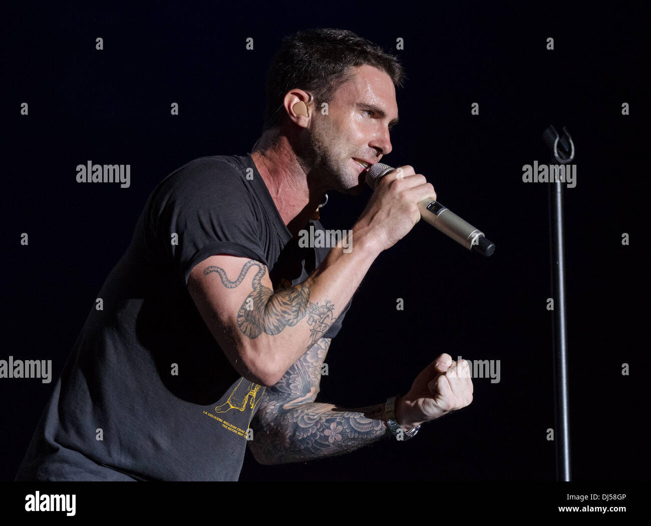 Maroon rock hi-res stock photography and images - Alamy