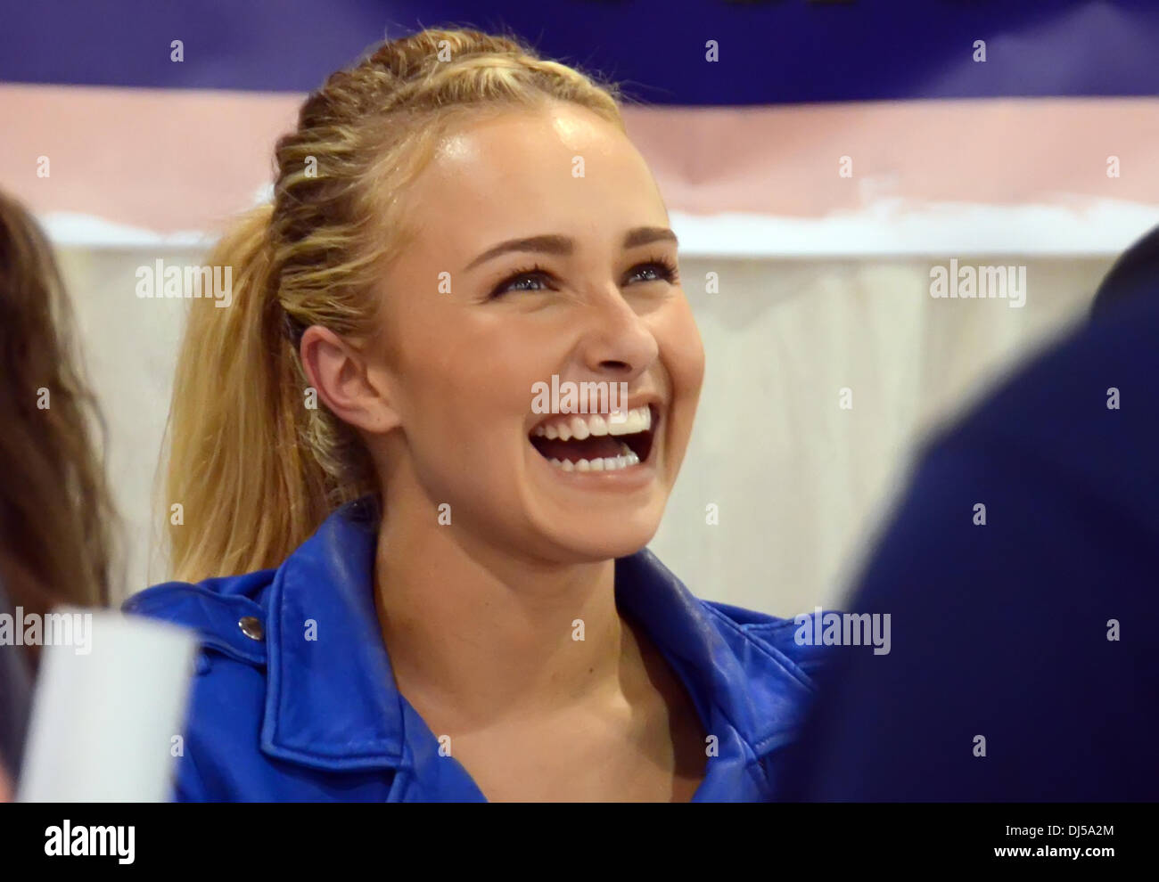 Hayden Panettiere Phila Comic Con 2012 at the Pennsylvania Convention ...