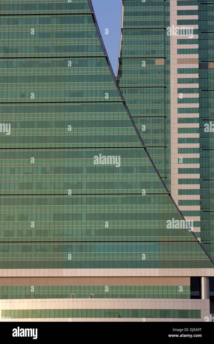 Bahrain financial harbour hi-res stock photography and images - Alamy