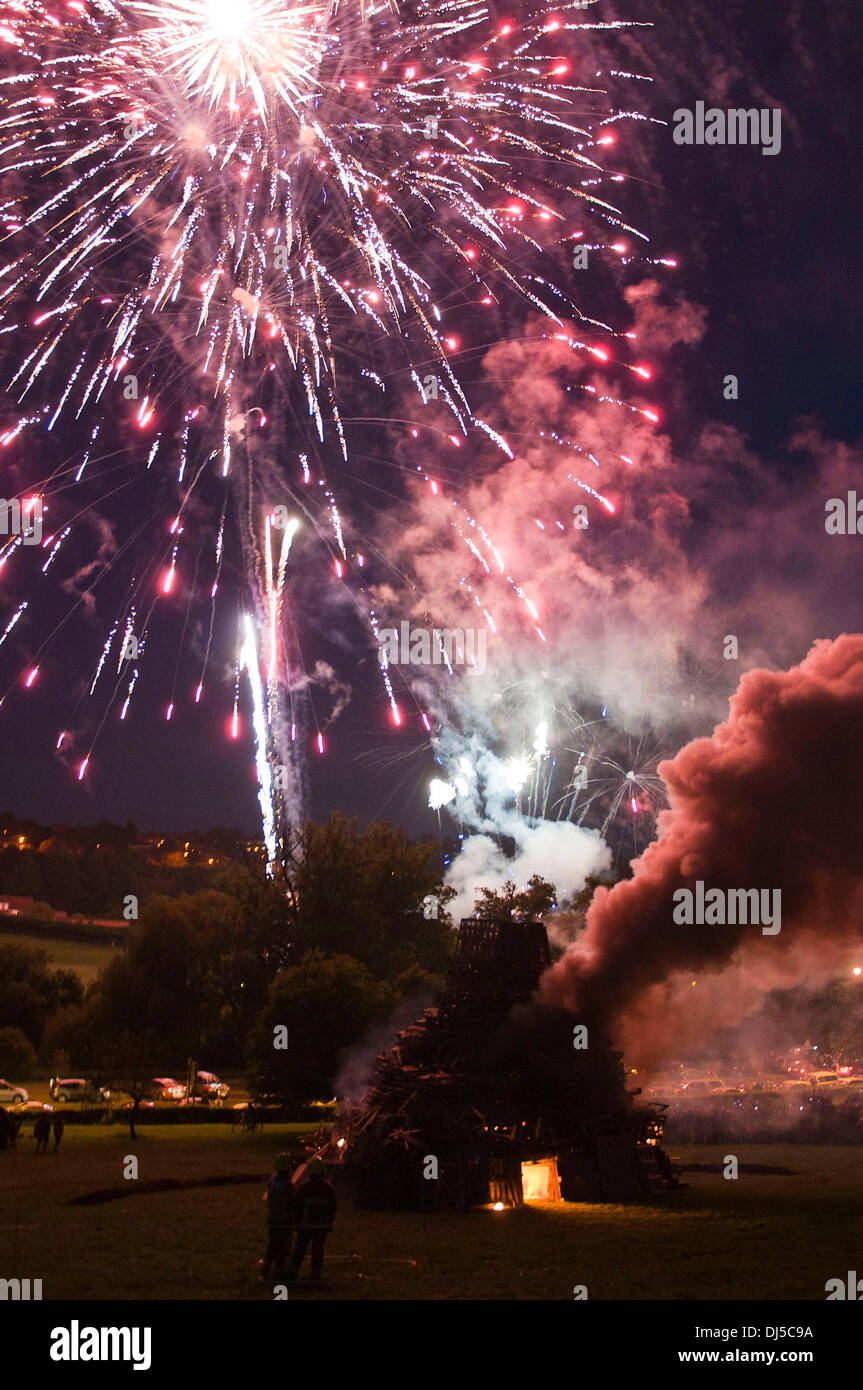 A beacon at Hemel Hempstead is lit as part of the Diamond Jubilee ...