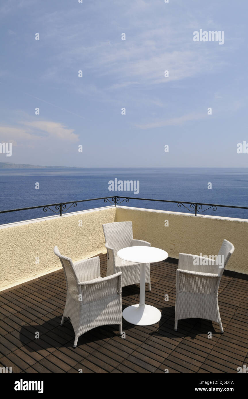 Terrace by the sea with view to the horizon hi-res stock photography ...