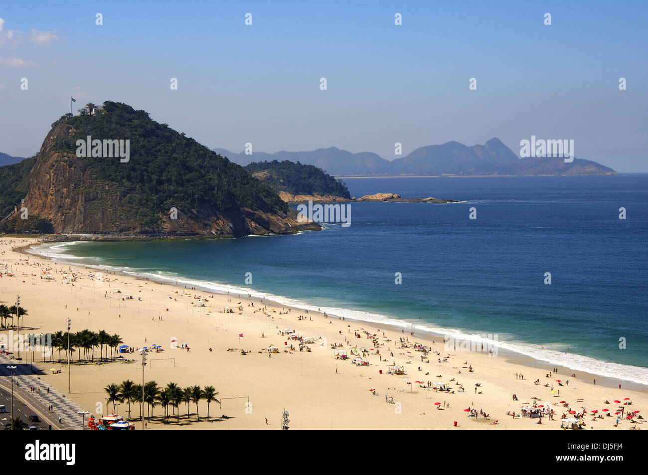 Copacabana bucht hi-res stock photography and images - Alamy