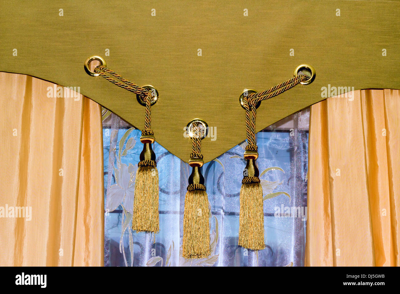 Tasselled curtains hi-res stock photography and images - Alamy