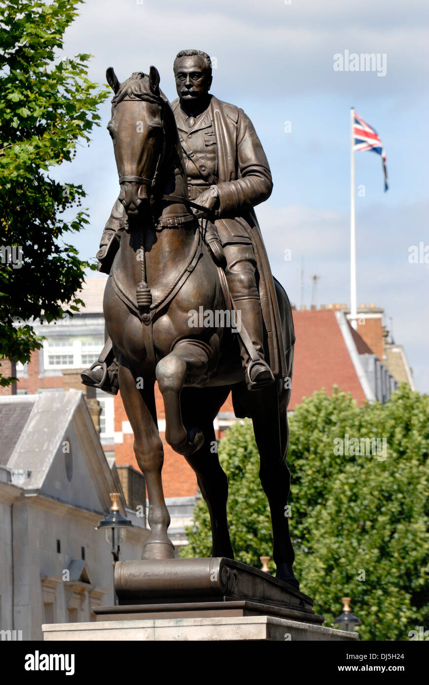 London, England, UK. Statue (Alfred Frank Hardiman; 1937) of Douglas ...