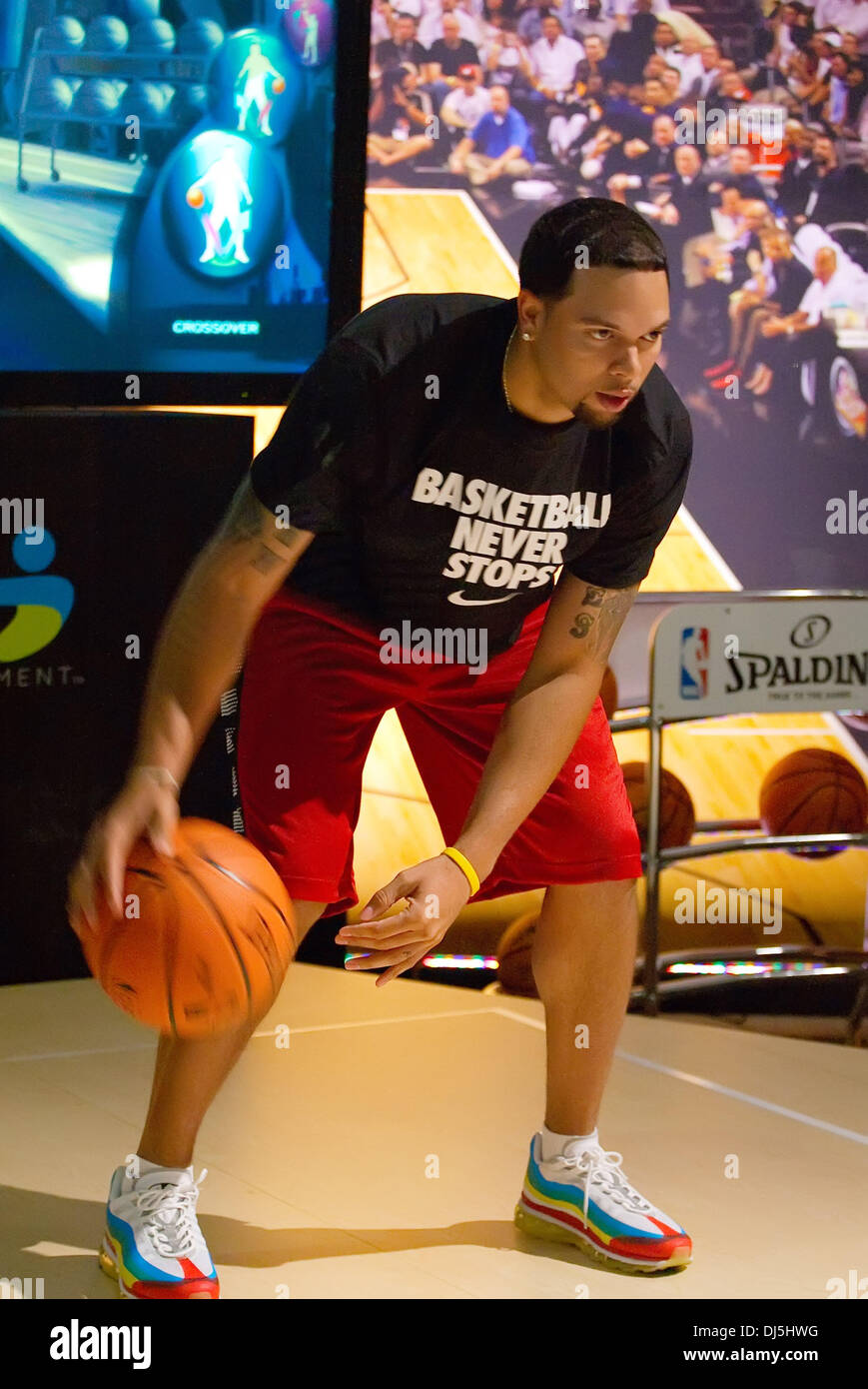 Deron Williams 360 Waves