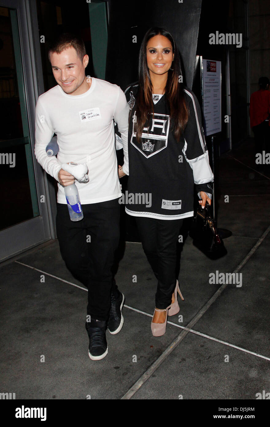 Pia Toscana arrives with Derek Besenfelder. The 'American Idol ...