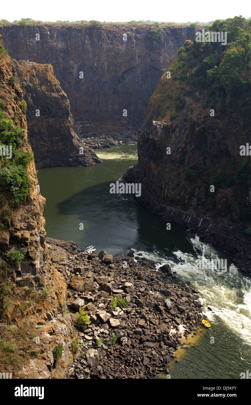Stream cut valley hi-res stock photography and images - Alamy
