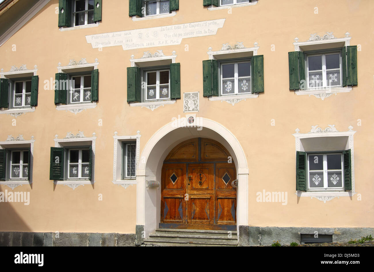 Engadin house hi-res stock photography and images - Alamy