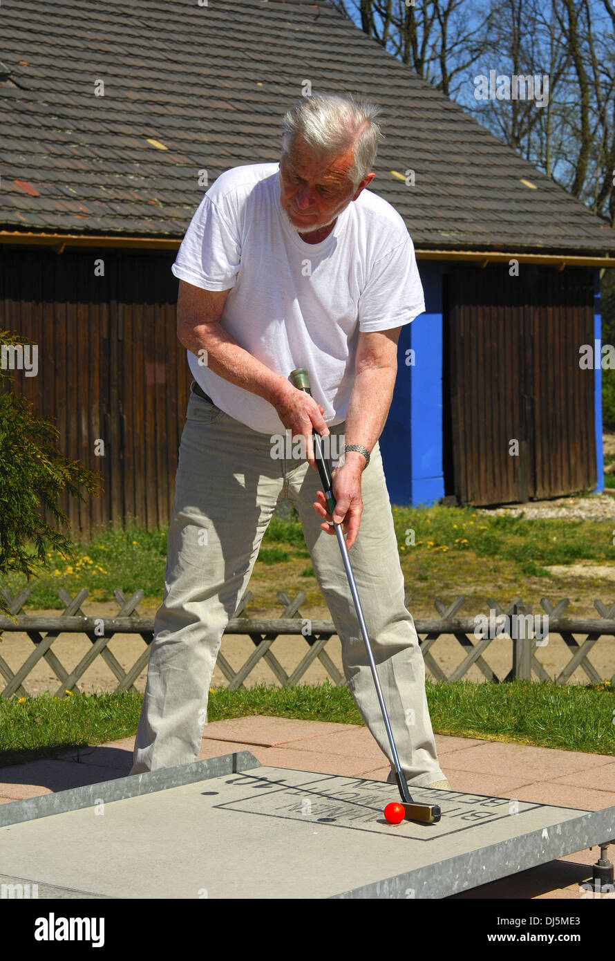 Preparing for a strike Stock Photo - Alamy