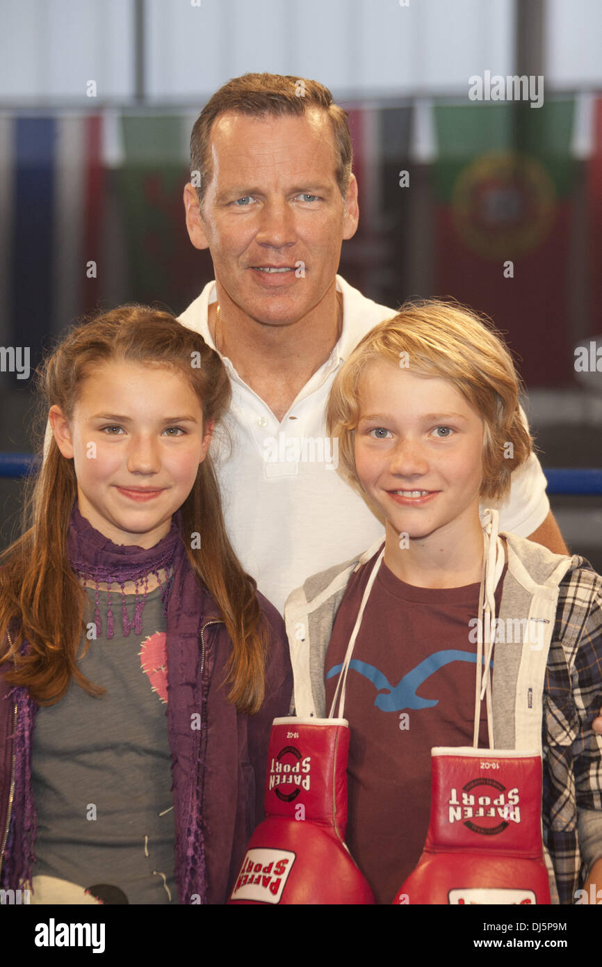 Carolin garnier bruno alexander photocall hi-res stock photography and ...