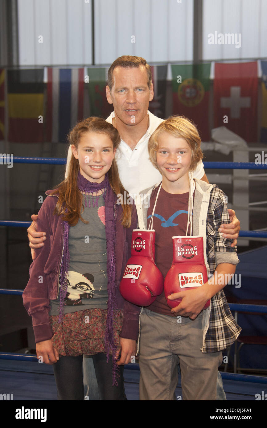 Carolin garnier bruno alexander photocall hi-res stock photography and ...