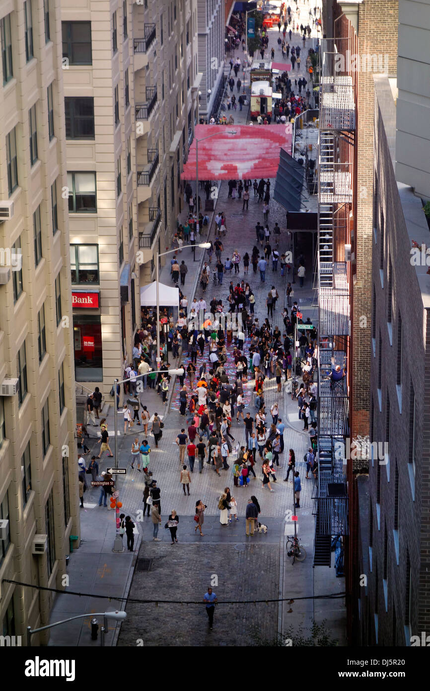 Dumbo art festival hi-res stock photography and images - Alamy