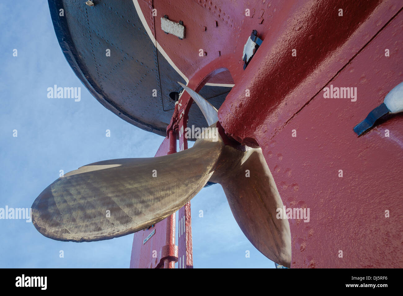 Brass propeller hi-res stock photography and images - Alamy