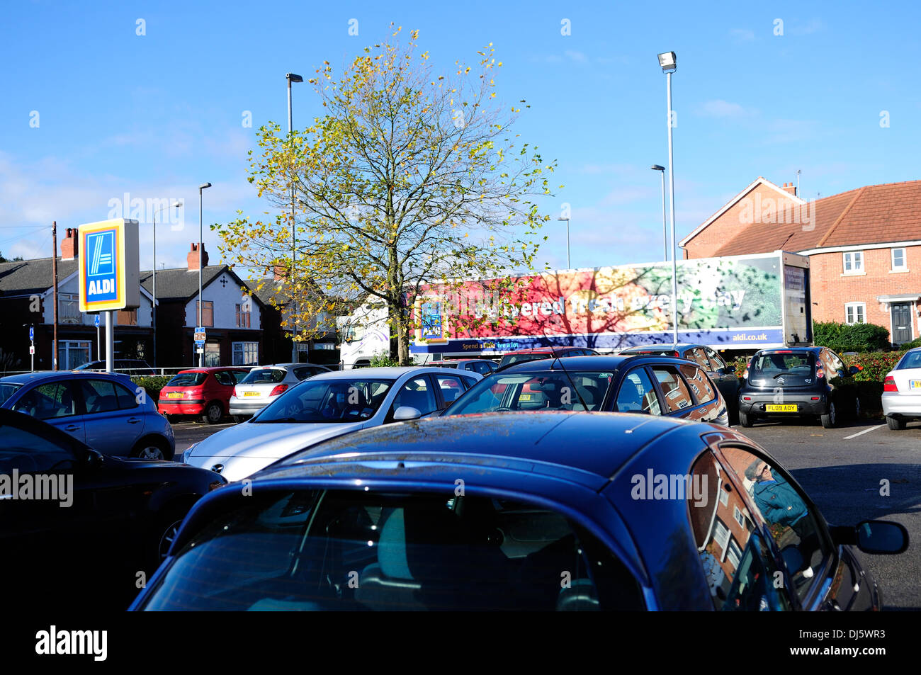 Hucknall,Notts,UK,22ND Novemeber 2013.Aldi specially selected luxury ...