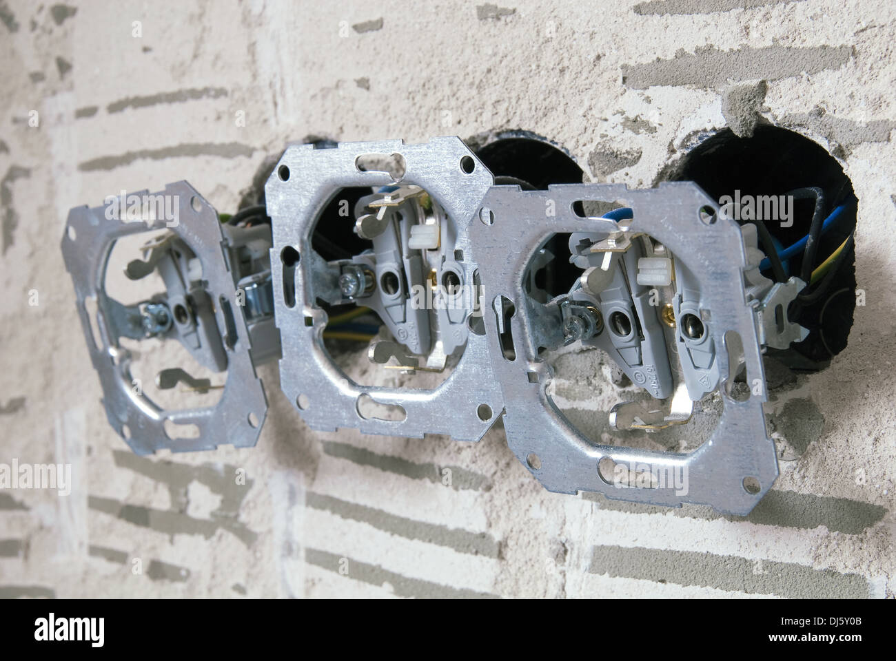 Sockets hi-res stock photography and images - Alamy