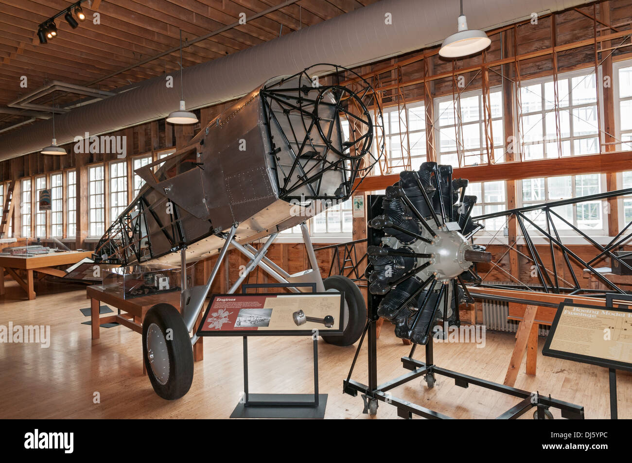 Boeing factory floor hi-res stock photography and images - Alamy