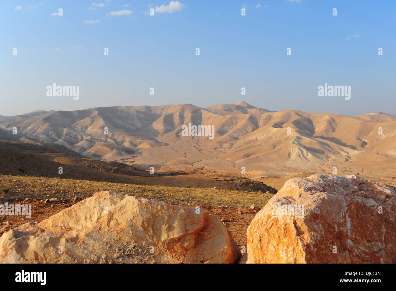 The mountains of judea hi-res stock photography and images - Alamy