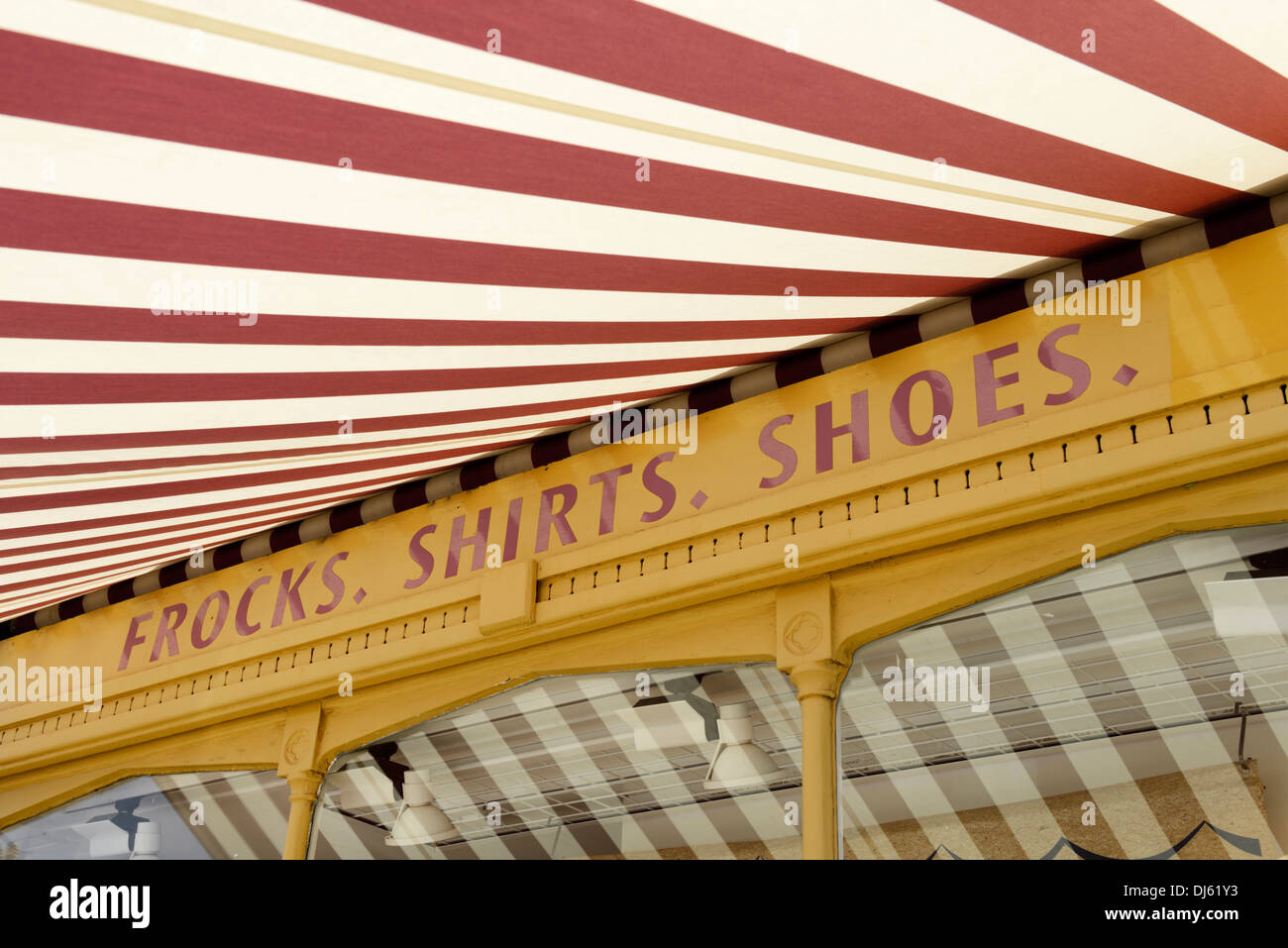 Canopy shop hi-res stock photography and images - Alamy