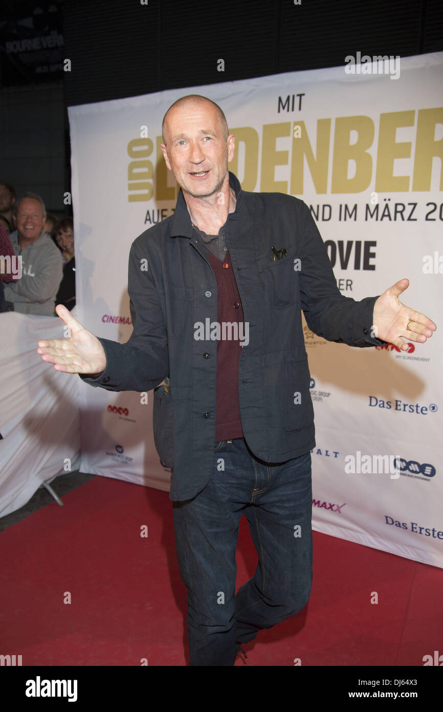 Peter Lohmeyer at the premiere of "Mit Udo Lindenberg auf Tour ...