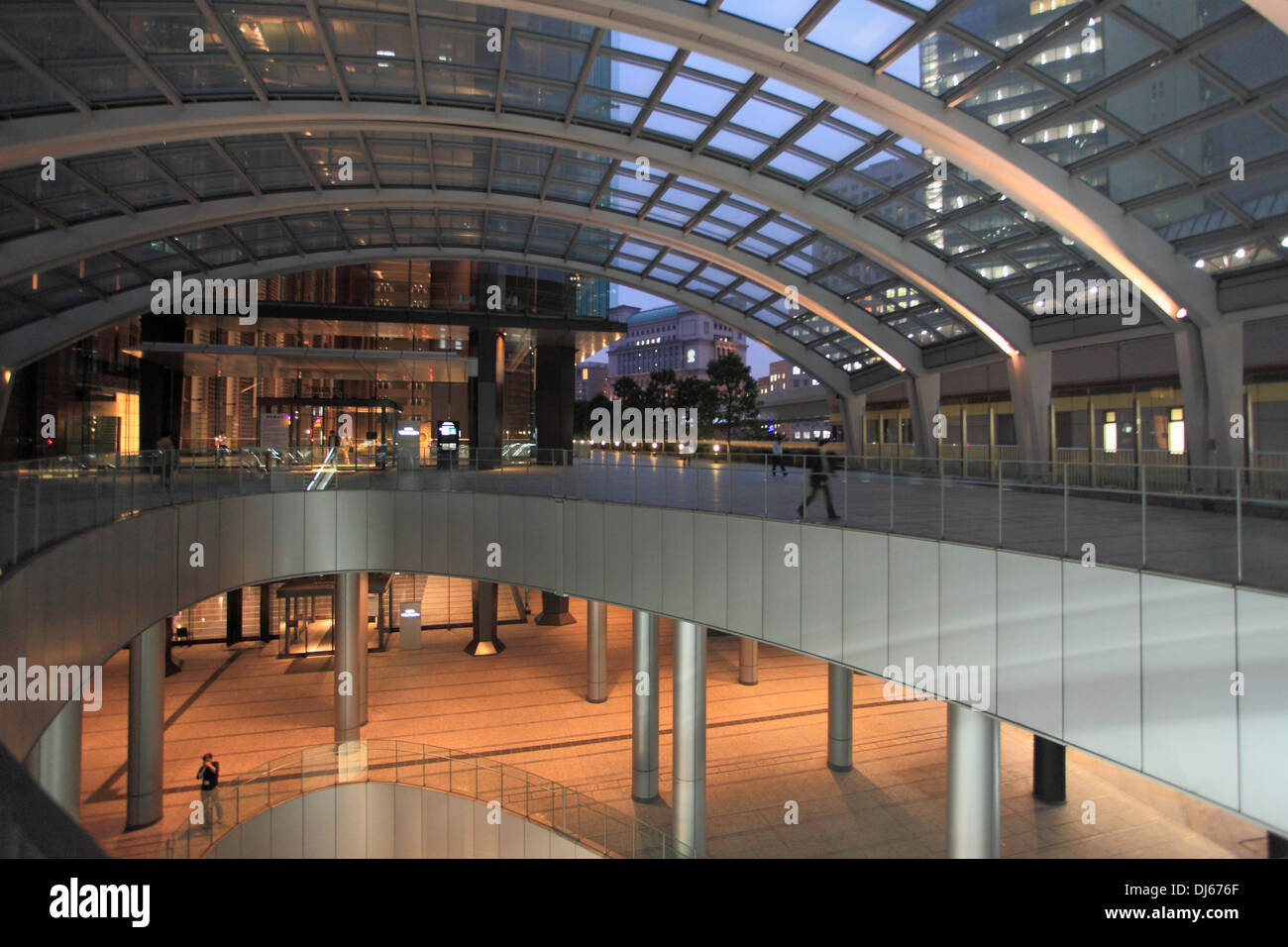 Modern tokyo architecture hi-res stock photography and images - Alamy