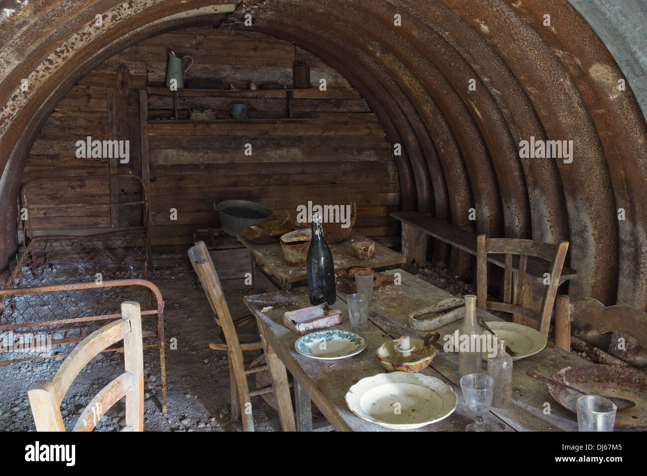 Ww1 trench inside hi-res stock photography and images - Alamy