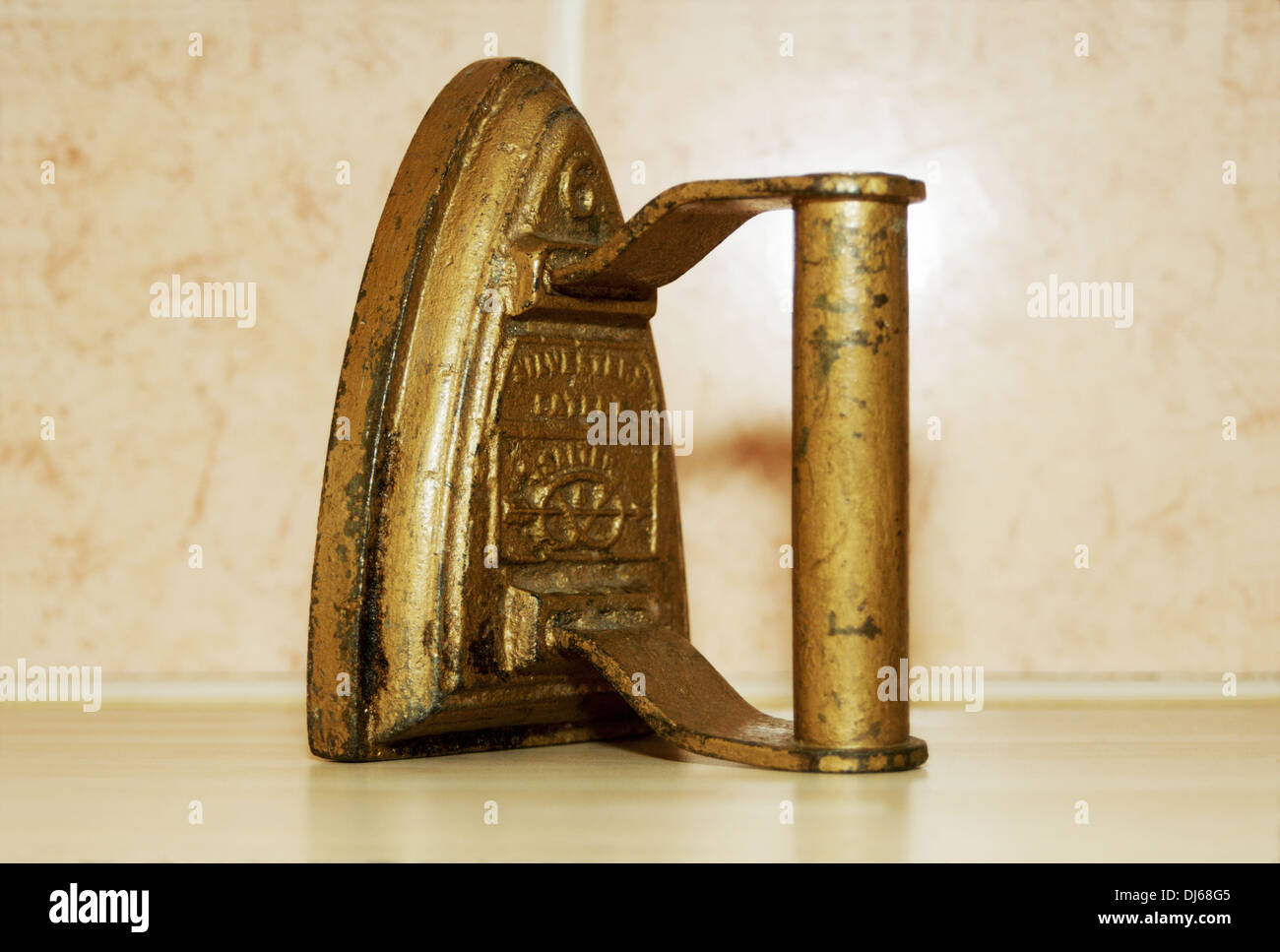 A close up of a vintage flat iron Stock Photo - Alamy