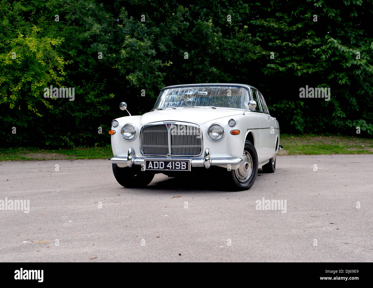 64 Rover P5 3 litre coupe British classic car luxury sedan Stock Photo ...