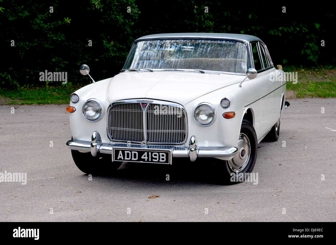 64 Rover P5 3 litre coupe British classic car luxury sedan Stock Photo ...