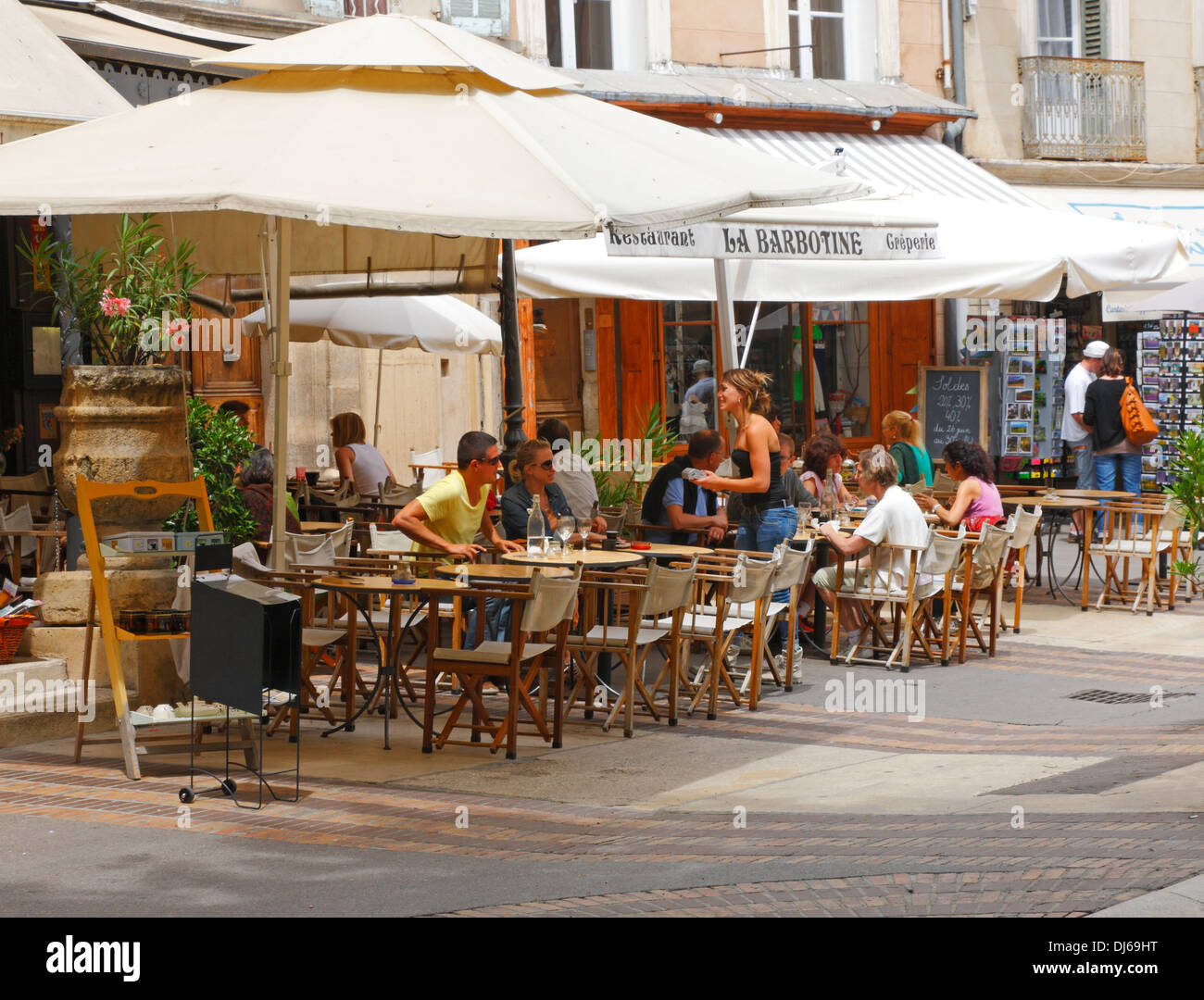Restaurant manosque provence hi-res stock photography and images - Alamy