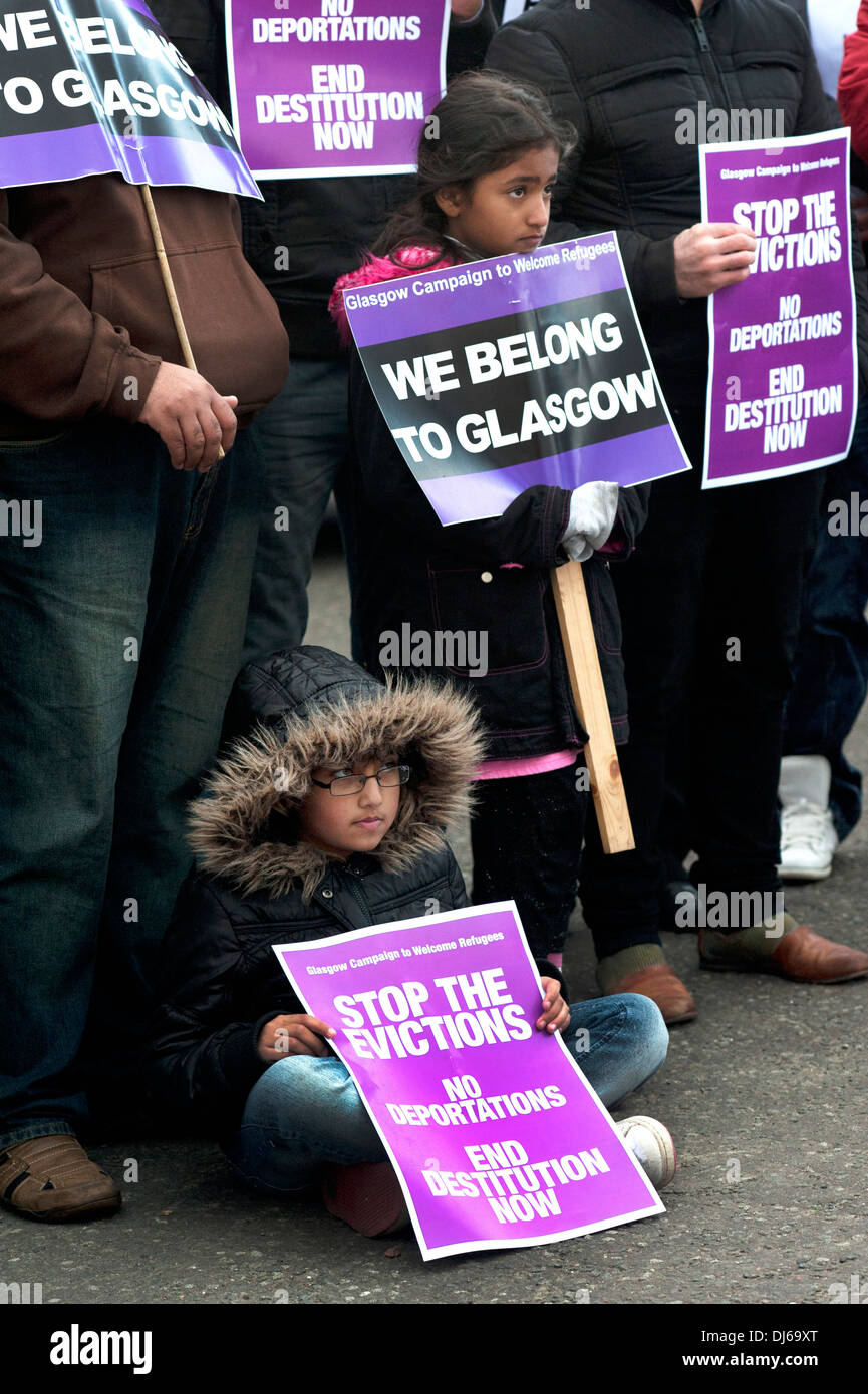 Glasgow poverty sighthill hi-res stock photography and images - Alamy