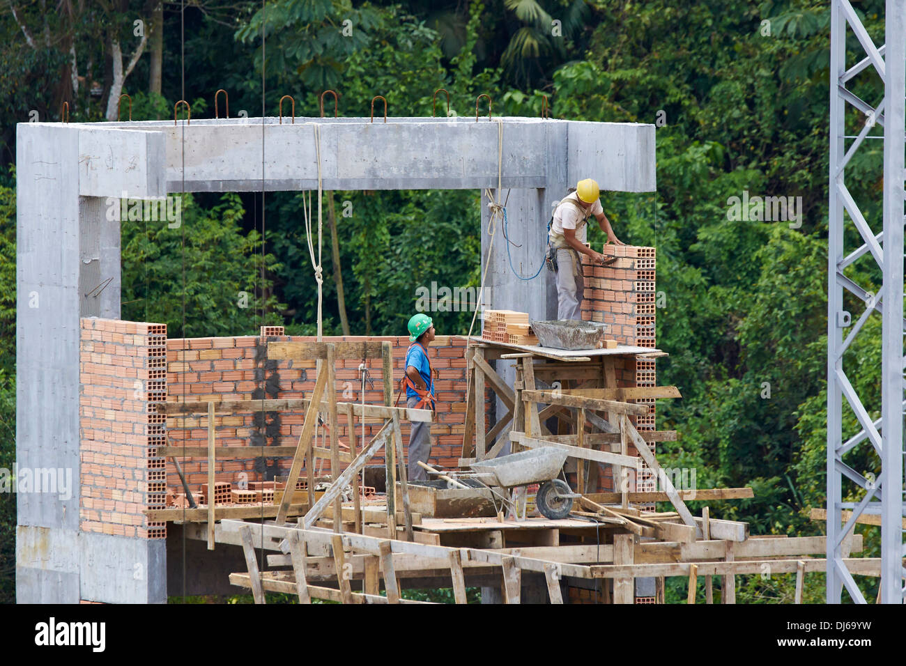 Bricklaying hi-res stock photography and images - Alamy