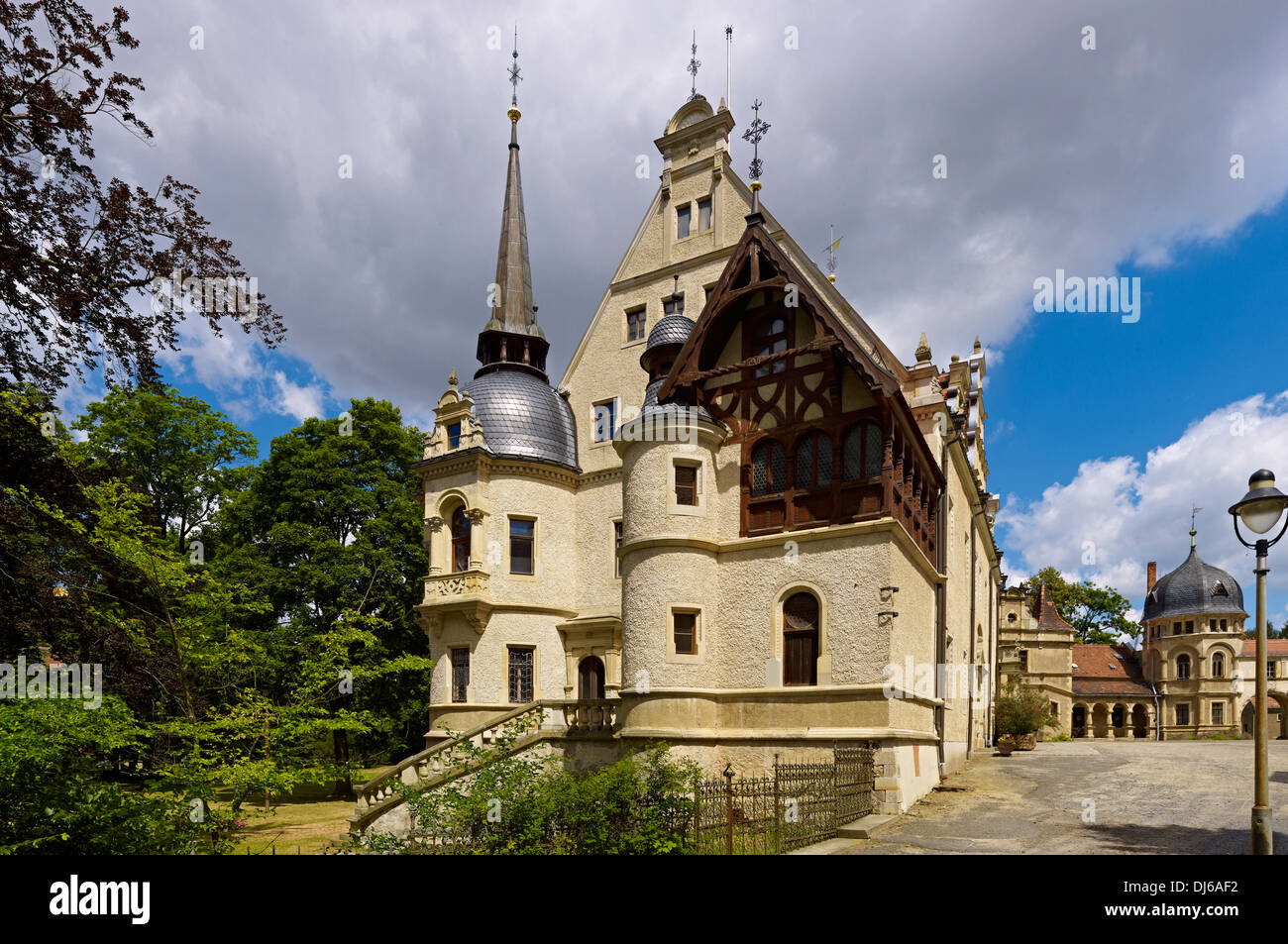 Schoenfeld castle hi-res stock photography and images - Alamy