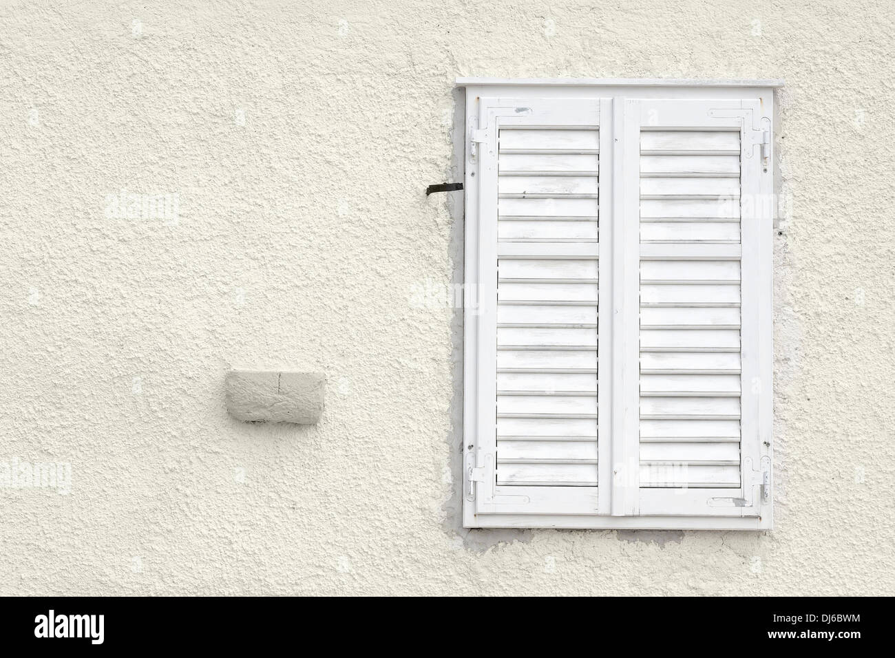 Plain wall hi-res stock photography and images - Alamy