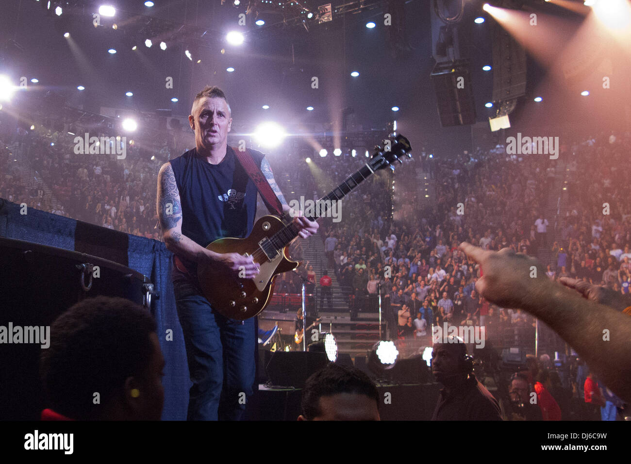 Mike mccready in concert hi-res stock photography and images - Alamy