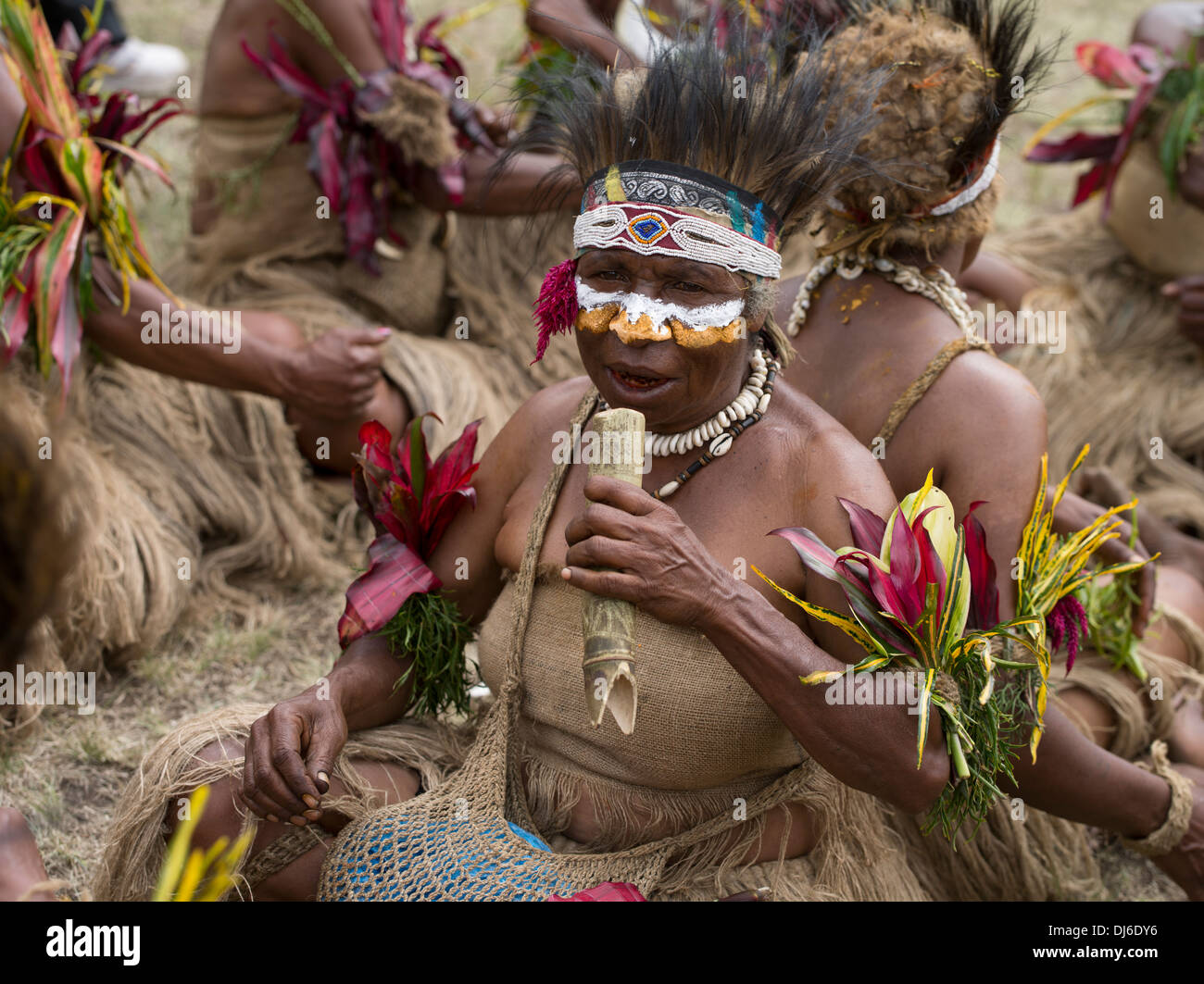Gilpaunek Kolkole, Ele Culture Group, Chimbu Province - Goroka Show ...