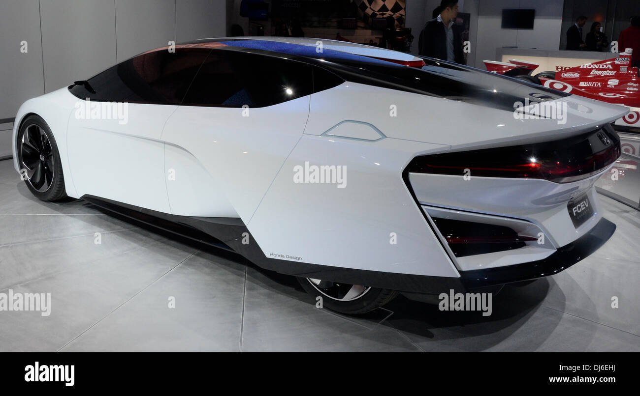 LA, CA, USA . 21st Nov, 2013. The Honda FCEV concept car on displays ...
