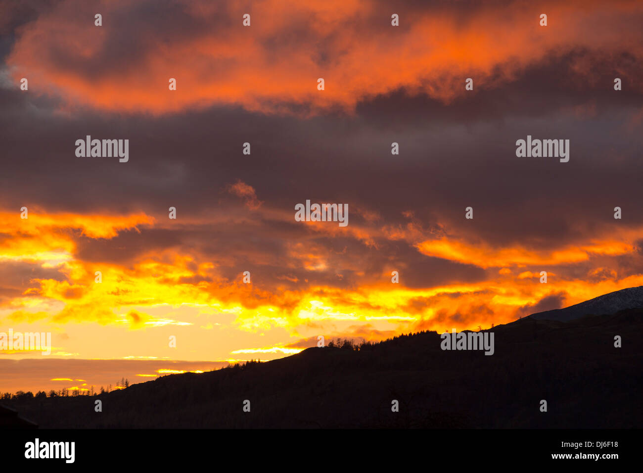 Golden Sunlight Light Mountain Shaft High Resolution Stock Photography ...
