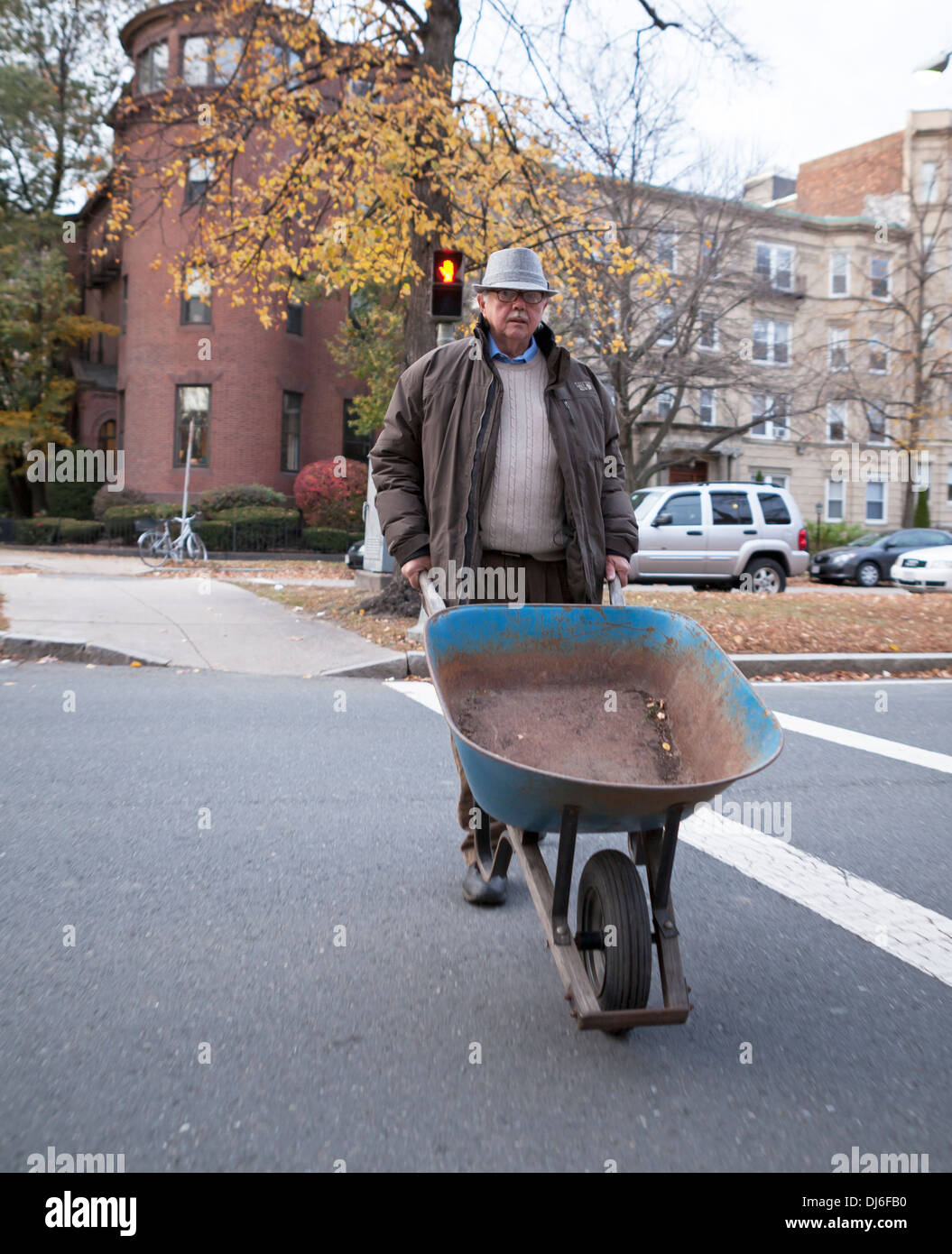 Wheelbarrow wheels hi-res stock photography and images - Alamy